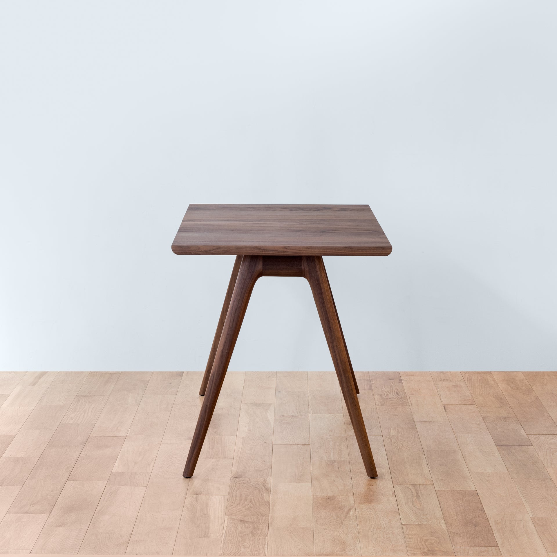 ISUTOKU - HARP Dining Table – ALOT Living Limited