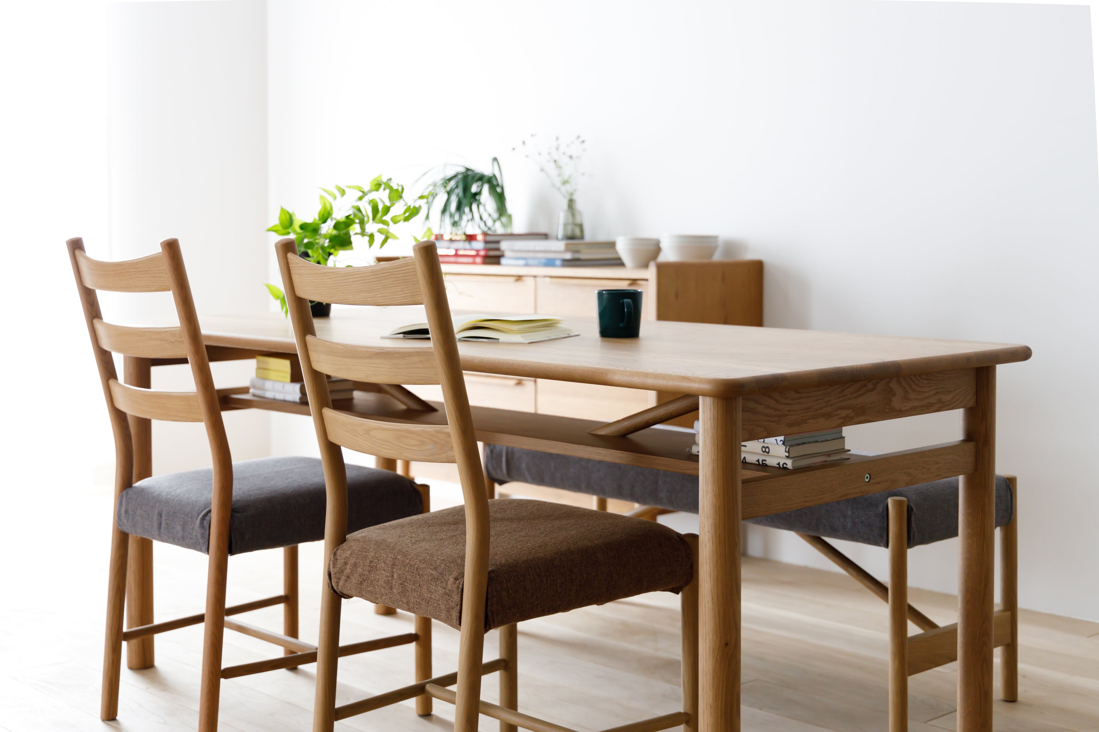 SALA Dining Table – ALOT Living Limited