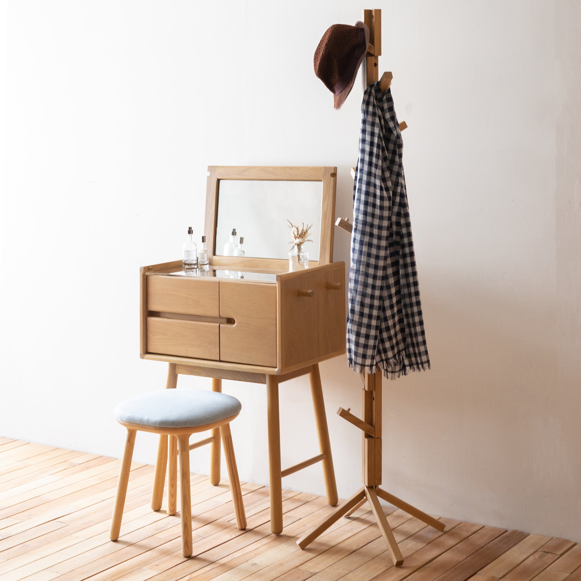 Dressing Table – ALOT Living Limited